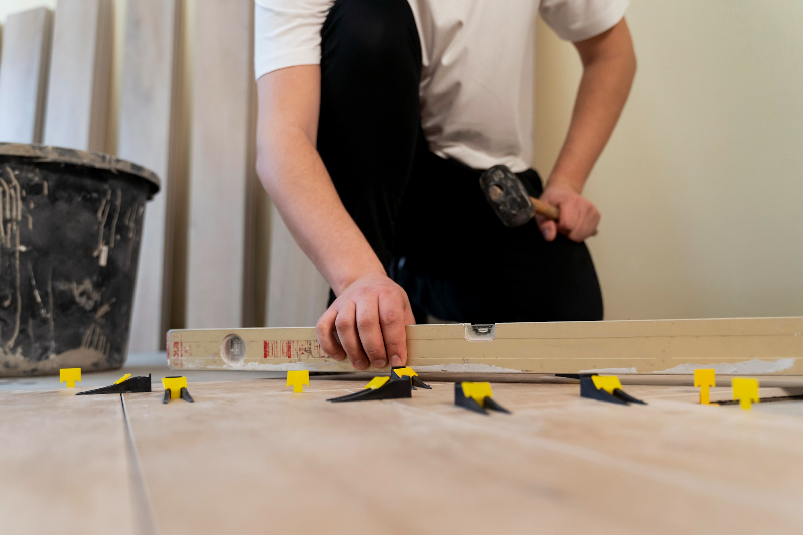 How to Remove Laminate Flooring Without Breaking the Planks